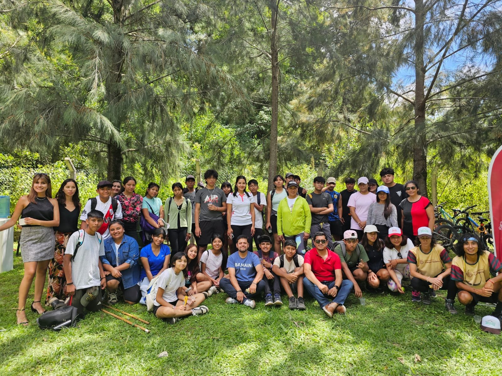 Jornada de trekking juvenil: deporte, integración y participación en ...
